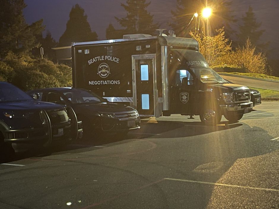 West Seattle Blog… | CRIME WATCH FOLLOWUP: SW Holly search explained