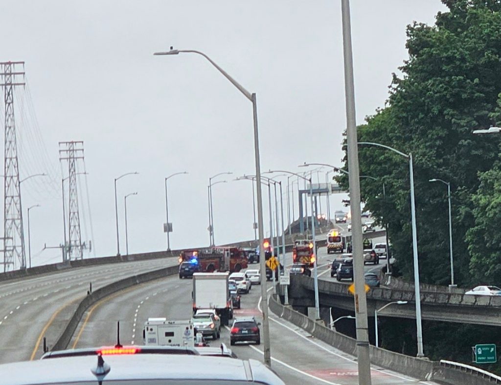 West Seattle Blog… | Crash on EB West Seattle Bridge