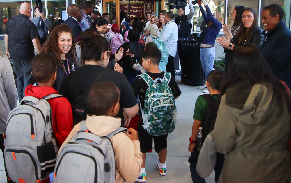 West Seattle Blog… | BACK TO SCHOOL: West Seattle Elementary returns ...