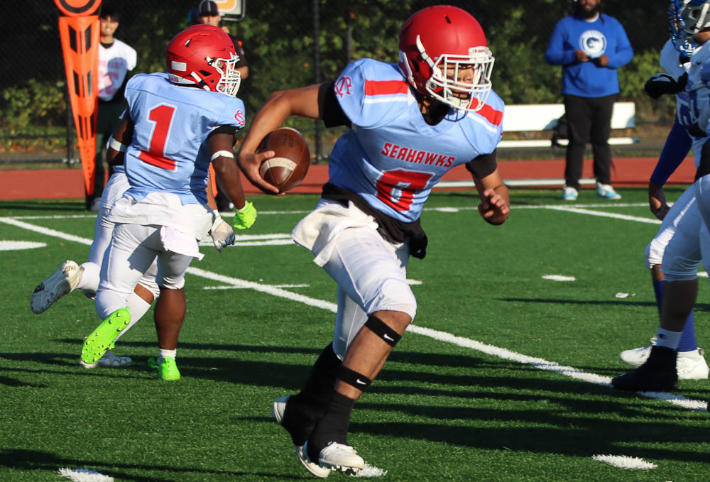 West Seattle Blog… | FOOTBALL: Last-minute loss for Chief Sealth IHS