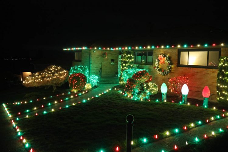 WEST SEATTLE CHRISTMAS LIGHTS: Sparkly hills start to glow – Bellevue ...
